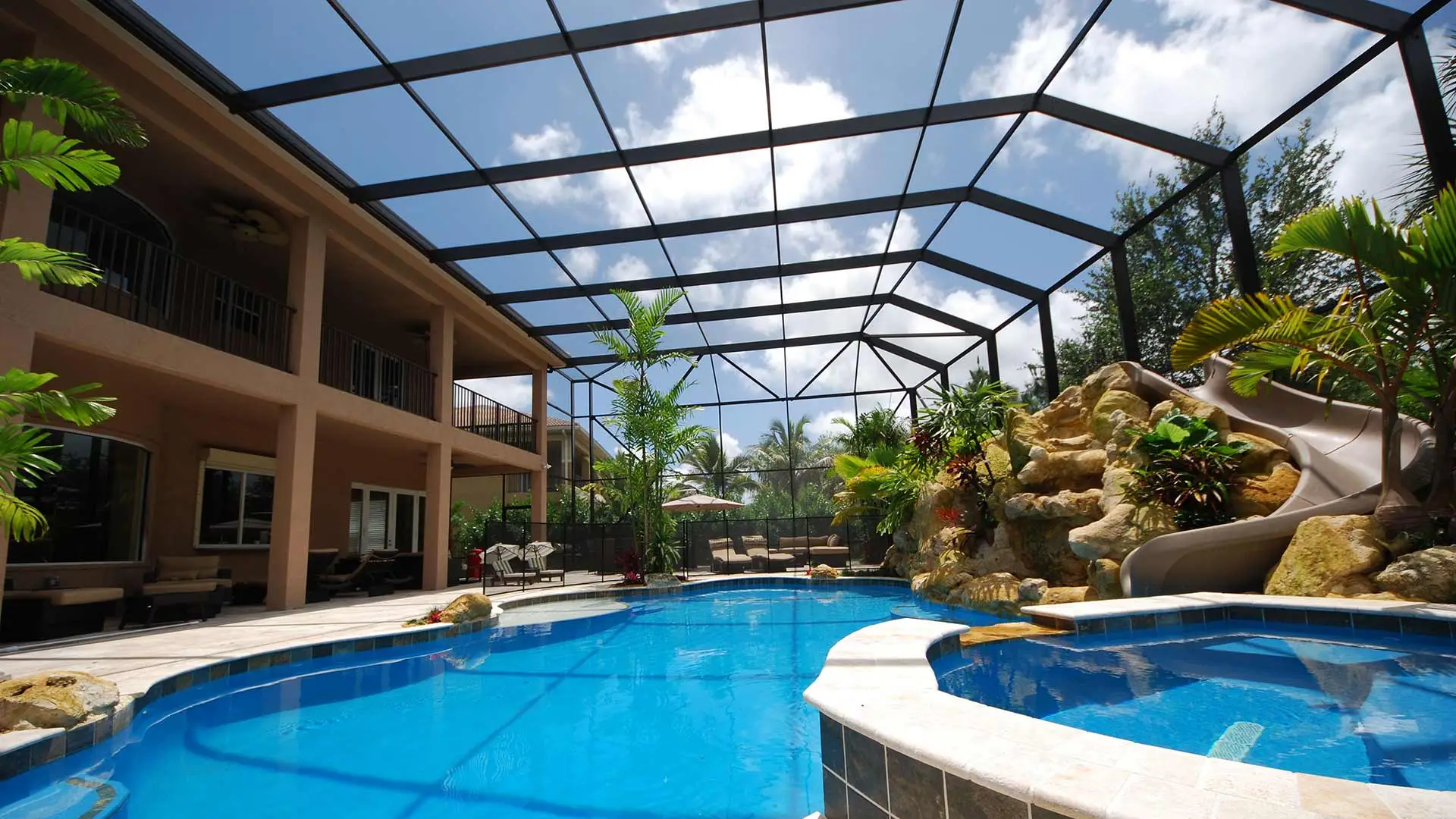 Swimming Pool Screen Enclosure | Panthor Turnkey